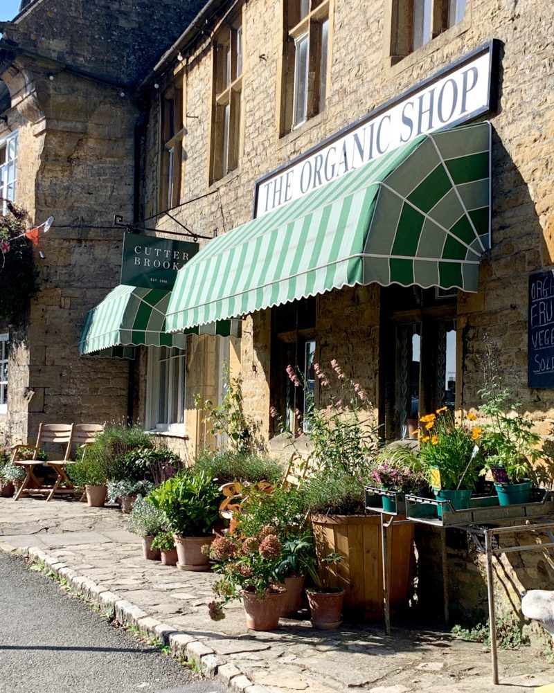 Great Escape to Stow on the Wold - Changing Pages